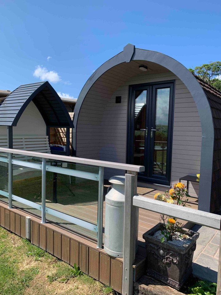 Picturesque..1 Bedroom Adults Only Glamping Pod - North Wales