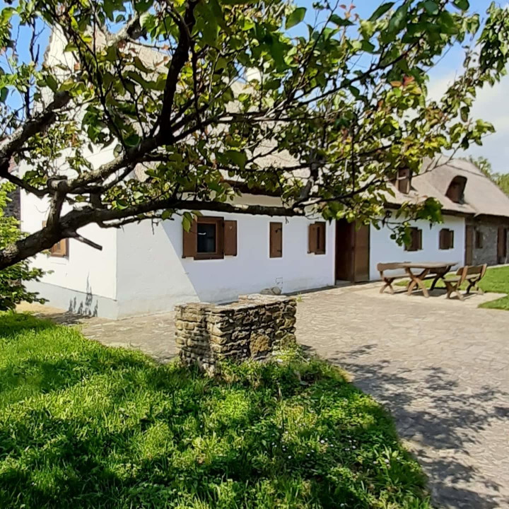 Tihany Snowflower Guest House / Hóvirág Vendégház - Tihany