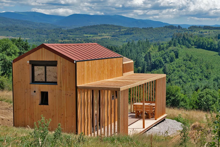 Chalet Avec Piscine Naturelle Et Vue Panoramique - Auvergne