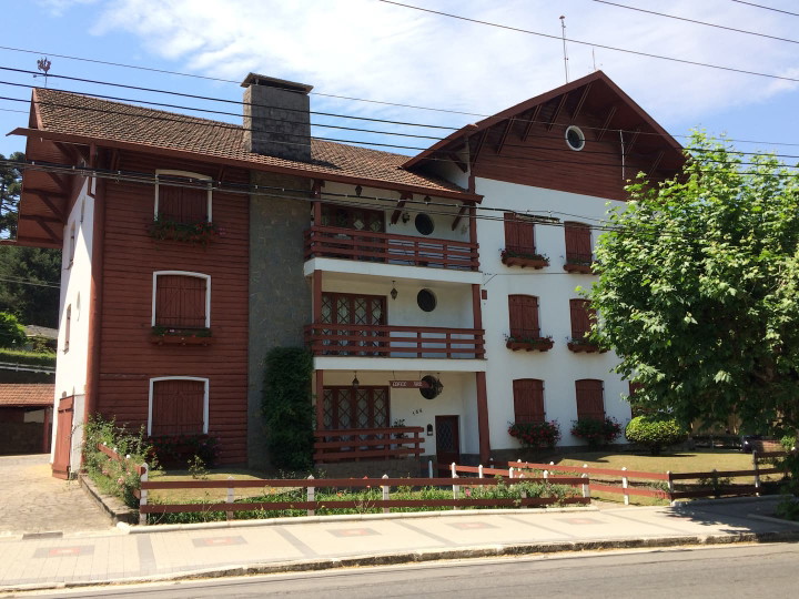 Swiss-style Apartment - 10-minute Walk To Centrinho - Campos do Jordão