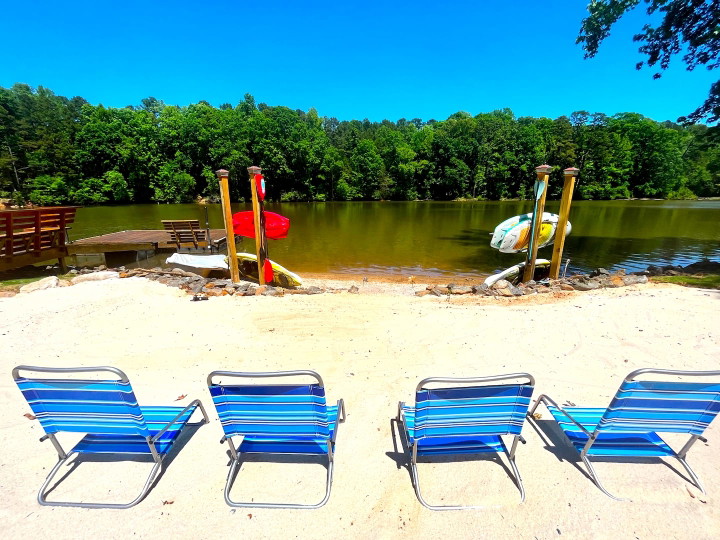 Wasserfront Mit Strand, Einfacher Wasserzugang, Kajaks, Paddleboards, Bootsverleih! - Belmont, NC