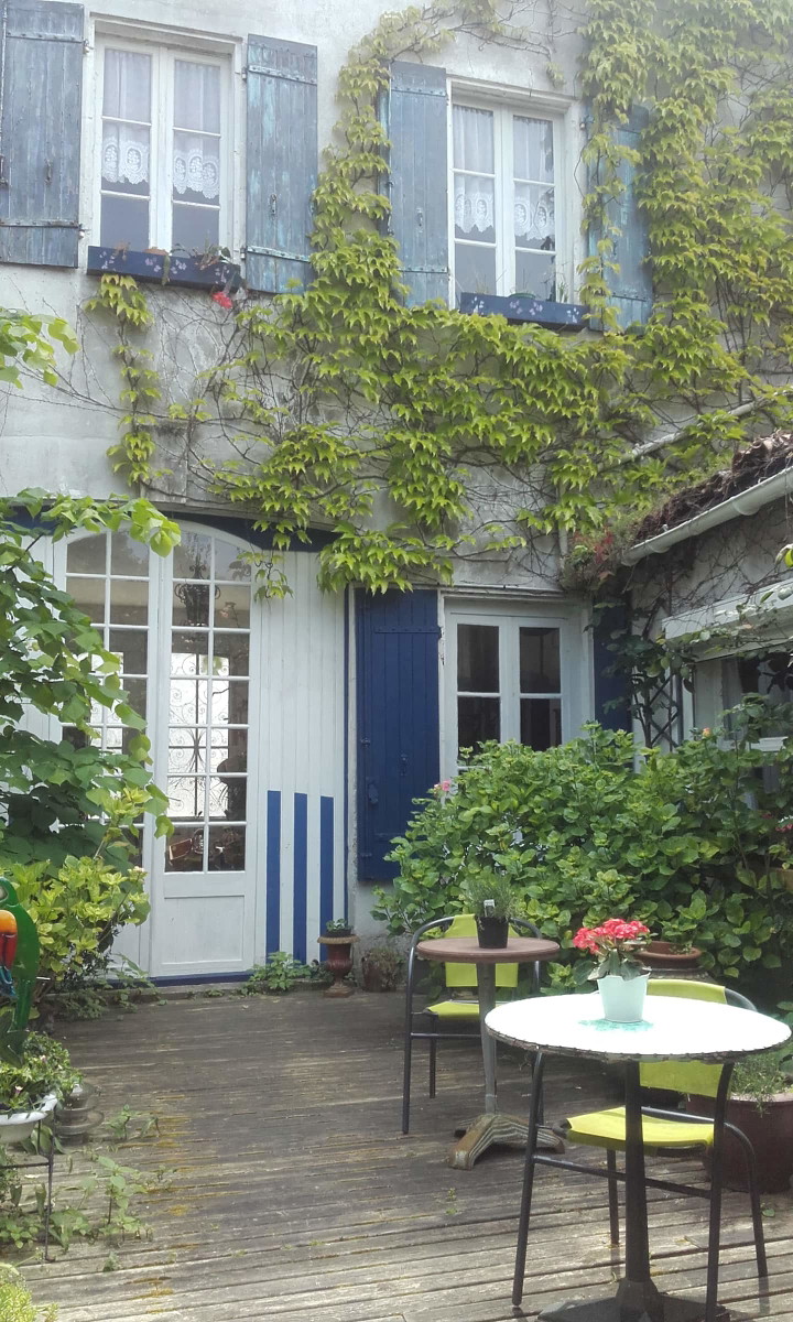 Appartement Dans Une Maison De Charme - La Rochelle
