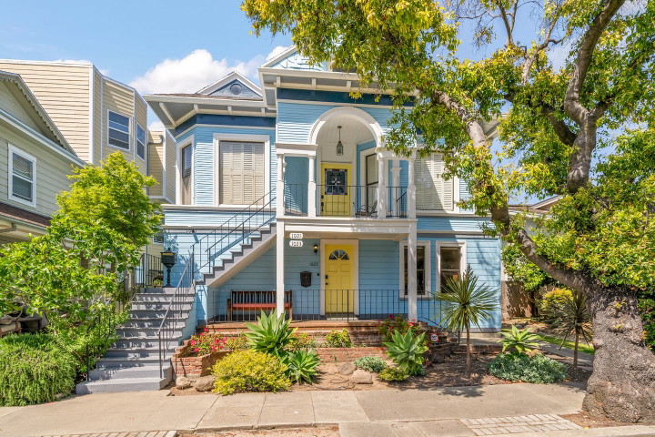Ground Floor Upgraded Victorian In Alameda 2br/1ba - Alameda, CA