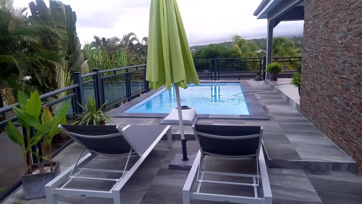 T2 Harmonie En Bas De Villa Avec Piscine - Guadeloupe