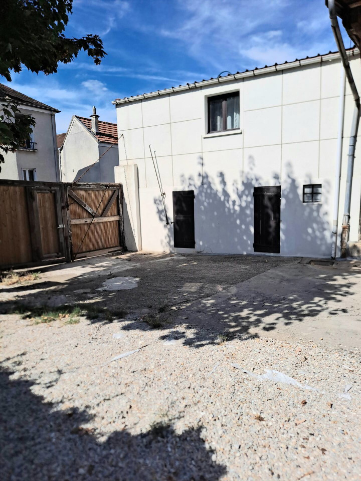 Maison Idéal Groupe Avec Parking - Brie-Comte-Robert