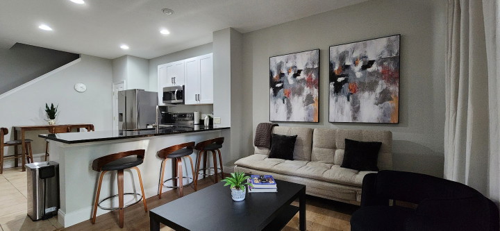 Modern Townhouse Near Disney - Celebration, FL