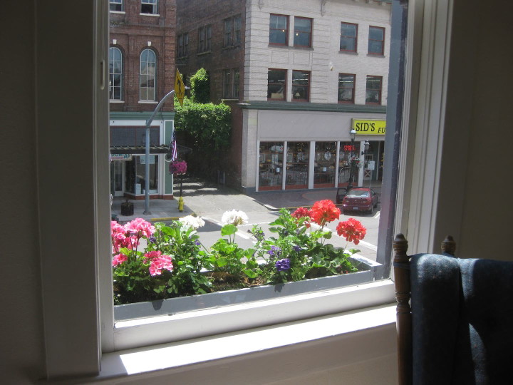 Heart Of Downtown Living Downtown Salem Loft Stay. - Salem, OR