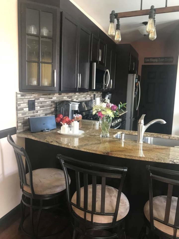 Cozy Private Apartment Near Yale, Unh & The Beach! - New Haven, CT