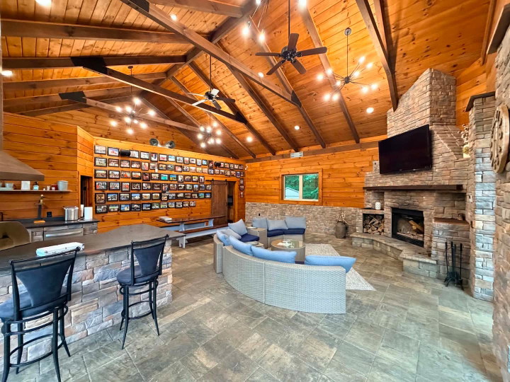 Outdoor Oasis On The Plateau - Tennessee