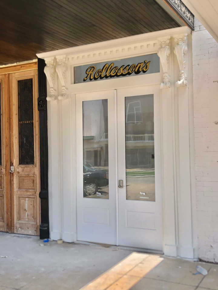 Historic Downtown Crowley  2br/2ba  Main Street - Acadia Parish