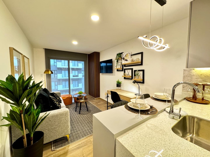 Suite With Ac Near Everything, Zone 14! - Guatemala City