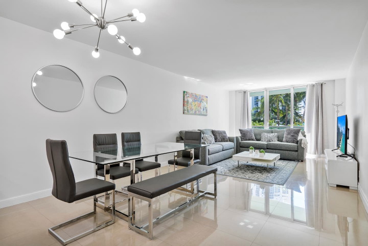 Condo Familial Ocean Reserve, 5 Min Plage! - Sunny Isles Beach, FL