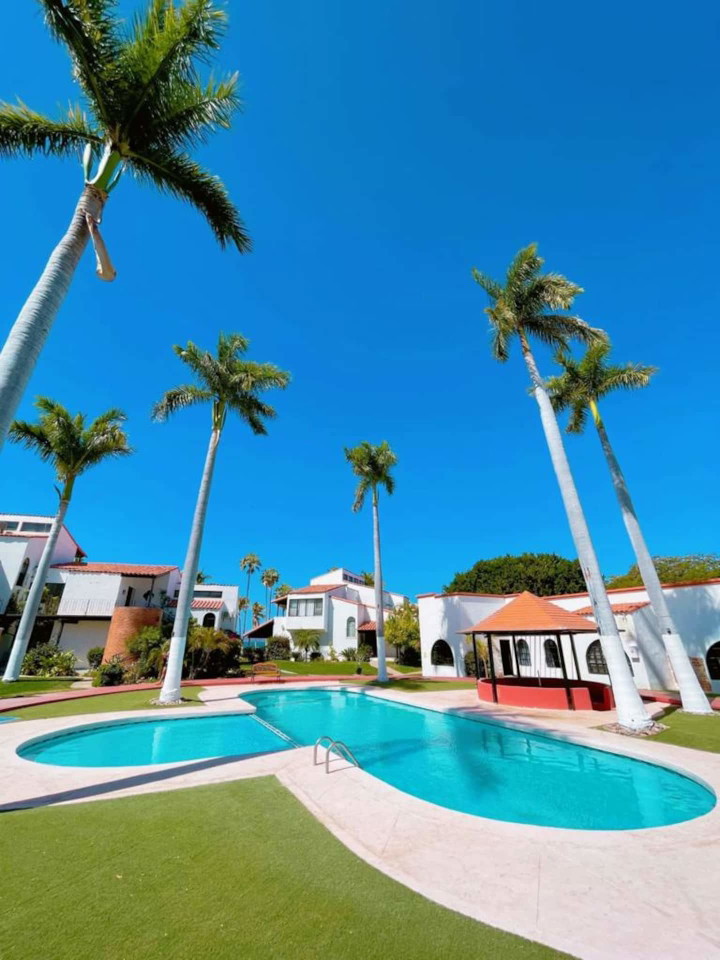 Condo For 6, Steps From The Beach - Guaymas