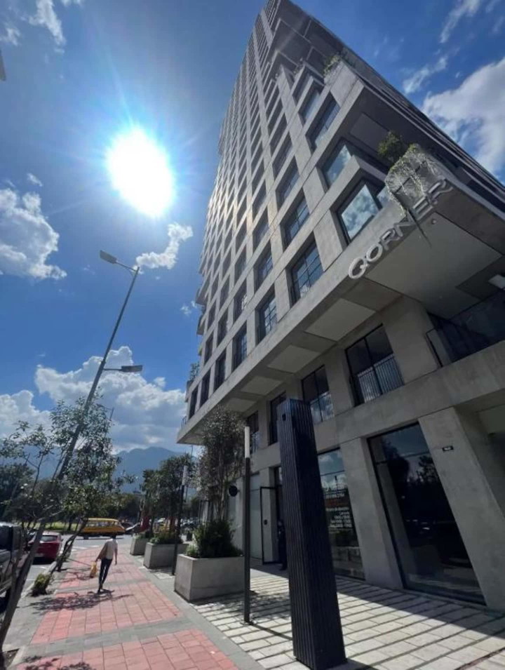Qorner Suite - 10th Floor - Gym - Top View - Quito