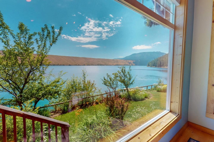 "Sunrise" Formally Queens Court Wallowa Lakefront - Joseph, OR