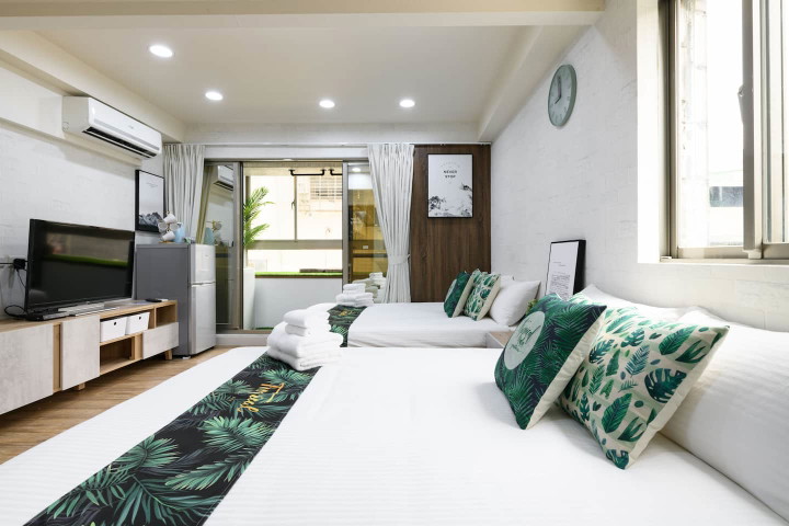 Wood Home 兩張實床-西門捷運商圈Ximen-taipei (2-4人) - Da’an District