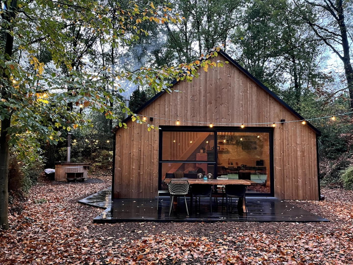 Modern Vakantiehuis Met Hottub - Arendonk