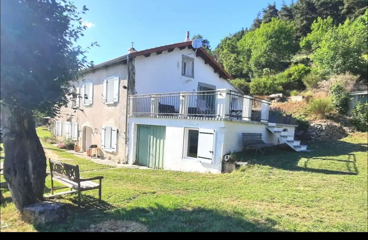 Domaine Privé Dans Les Bois - Coucouron