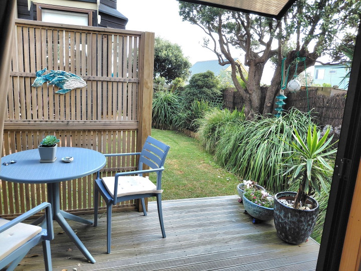 Seaside Cottage With Beach Access - New Zealand