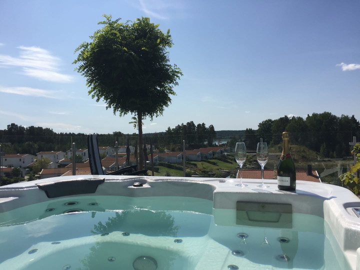 Seaview, Jacuzzi & Good Public Comm. - Stockholm