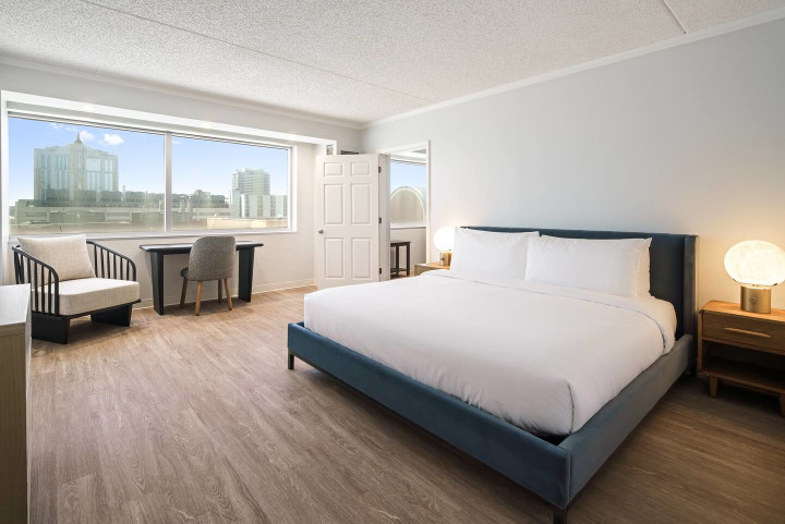 King Room | Boardwalk + Atlantic City - Atlantic City, NJ