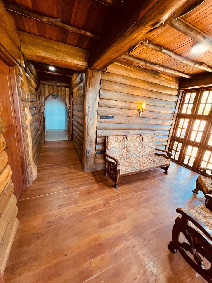 Micro Wood Cabana In Lovers Leap - 