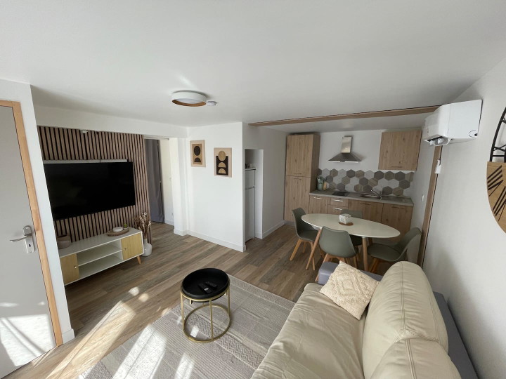 Jolie Appartement Bas De Maison - Puget-sur-Argens
