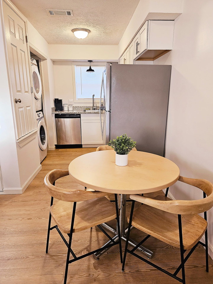 Cozy 2-bedroom Haven: Sleeps 5! - 스탁빌