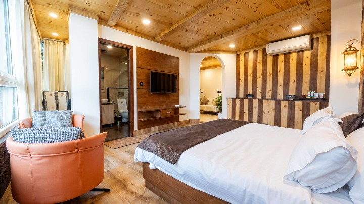 Crest 1br Lux Apartment |Wisteria Chalet|mussoorie - Mussoorie