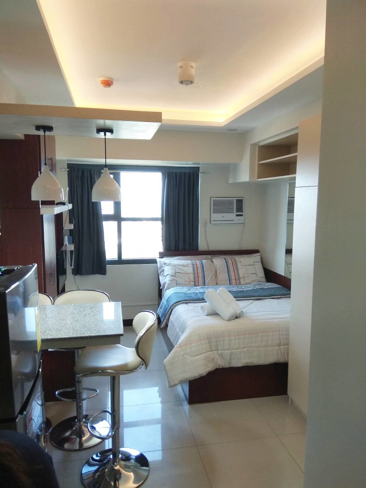 *Your Home Away* @ Horizons 101 Condo. With Fiber - Cebu City
