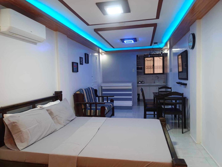 Fabuluz Luxury Studio Suites - Malolos