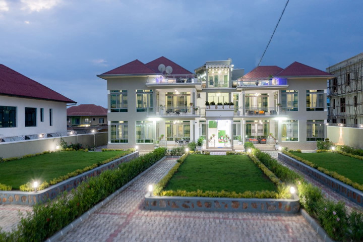 The City Block Apartment - Burundi