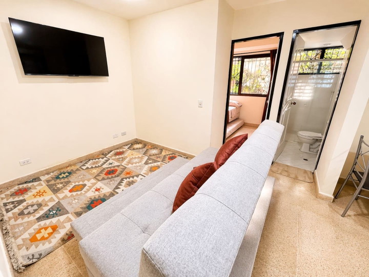 Casa Completa Cerca A Comercio + Wifi 5g - Medellín, Colombia