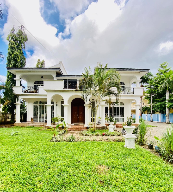 A Luxury Villa In Dar Es Salaam - Dar es Salaam