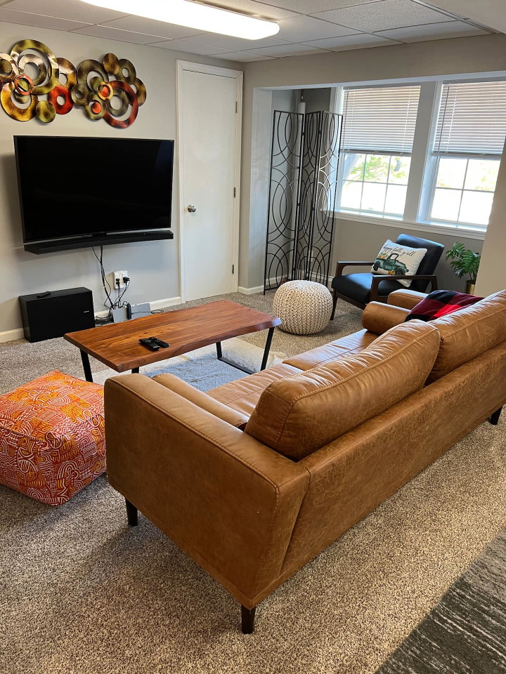 1-level Gem: Quiet And Private - Akron, OH