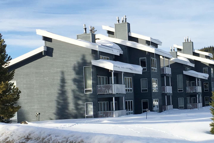 Sleeps 8 - *Pool*hot Tub* 2br+loft Br *Big Sky - Big Sky, MT