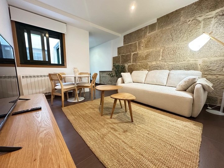 Ybh Velazquez Moreno, Double Apartment 3 - Vigo