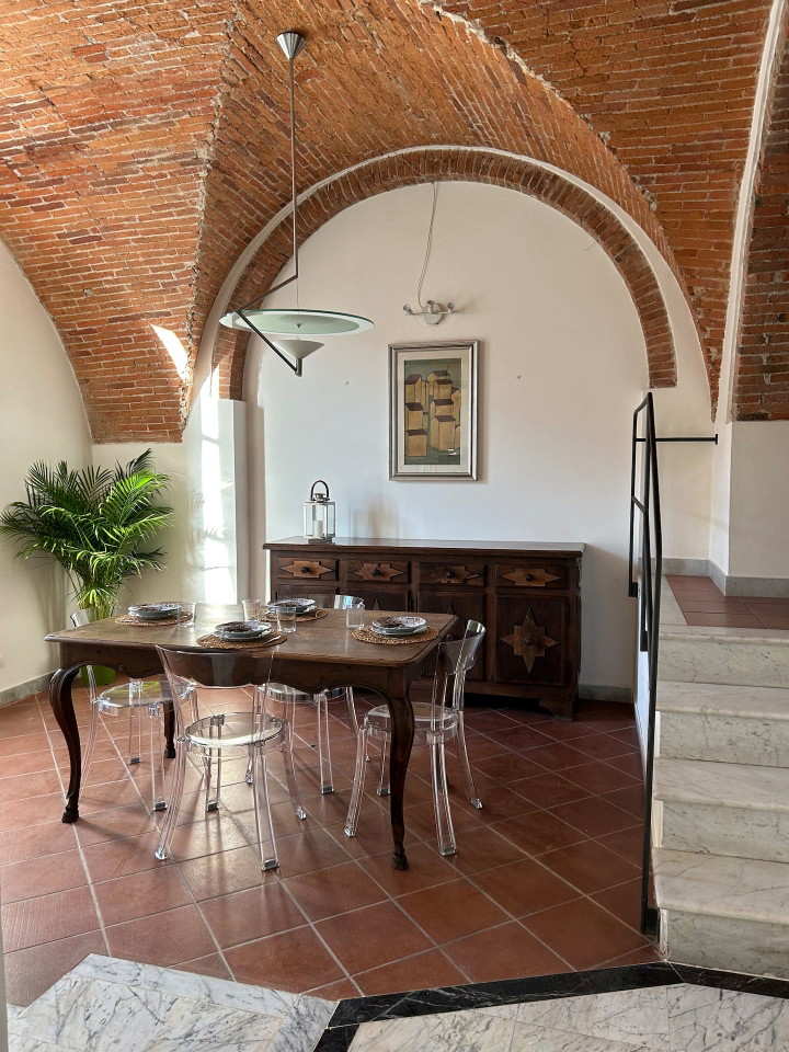 Appartamento In Palazzo Storico - Carrara