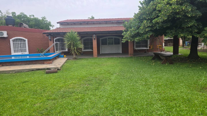 Casa De Fin De Semana Con Amplio Jardín Y Pileta - Arroyo Seco