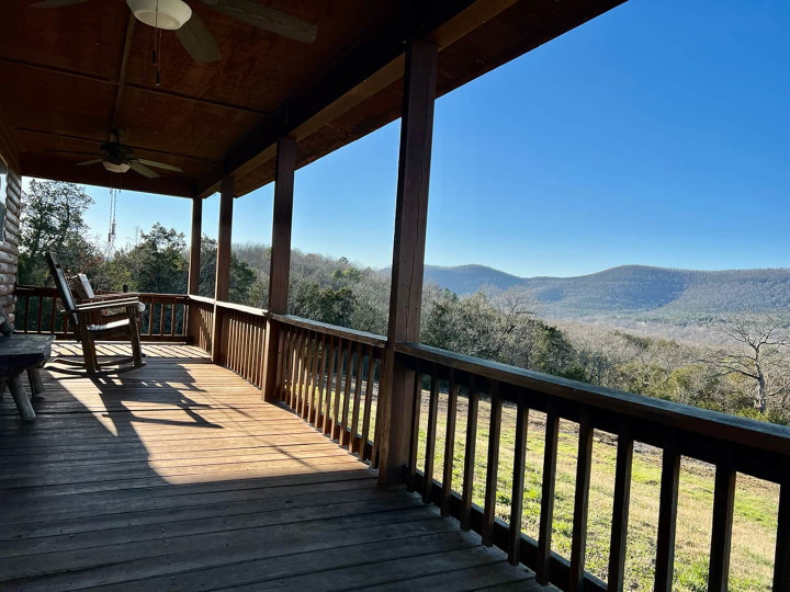 Quiet 2-bedroom Cabin Nestled In The Ozarks - Arkansas
