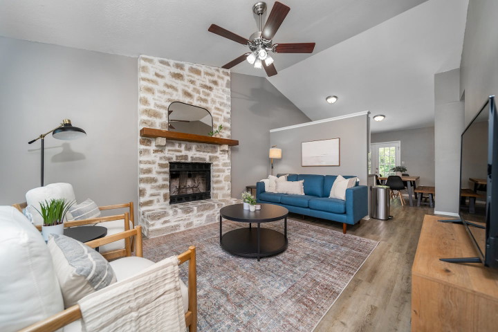 Cozy Indy Retreat | 3br | Quiet Neighborhood! - Greenwood, IN