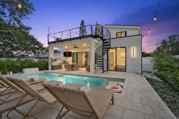 Luxe Moderne Sur Legacy Trail | Piscine + Terrasse Sur Le Toit - Sarasota, FL