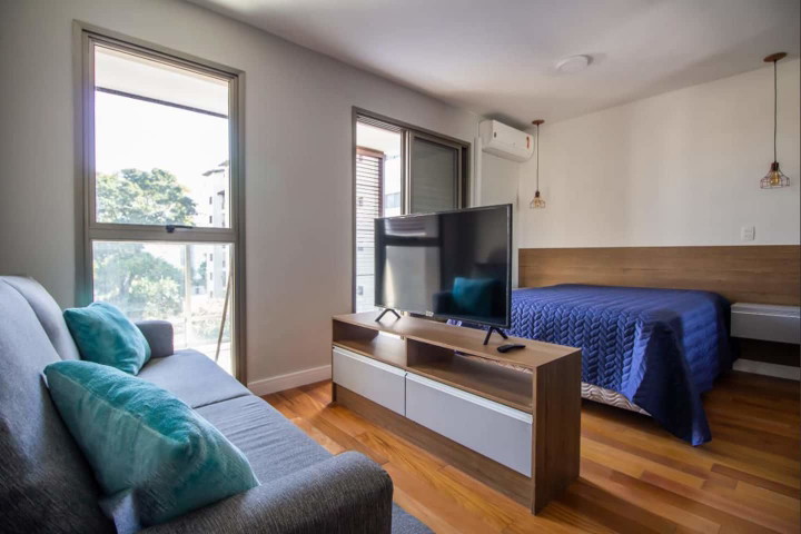 Studio 31m² Em Pinheiros | Piscina +Varanda + Vaga - São Paulo