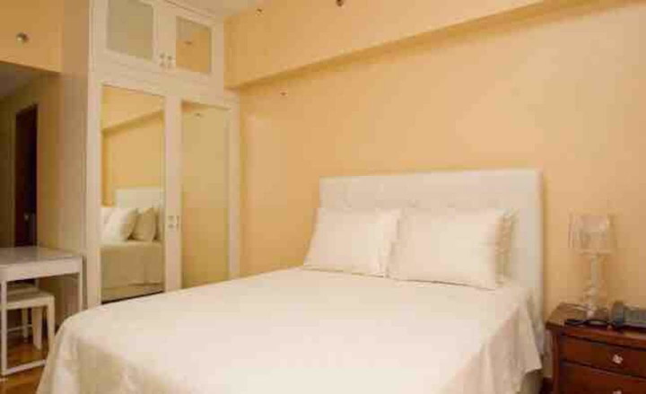 Mosaic Condo, Greenbelt Makati - Makati