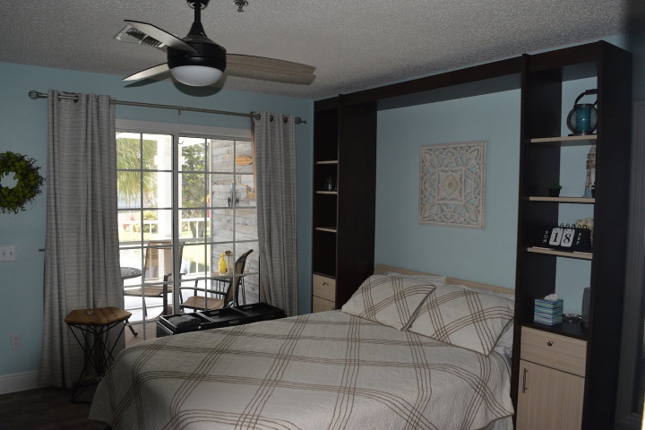 Beachy Keen Paradise L. Clothing Optional Resort - Land O' Lakes, FL