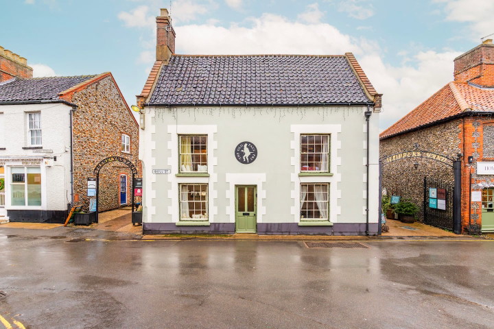 The Old Paul Pry By Leap Escapes - Holt