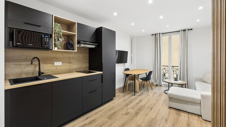 Appartement 2 Chambres En Duplex à Cannes Centre - Cannes