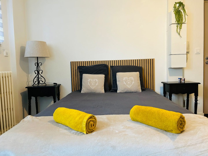 2 - Large Studio In Caen Center Marina - 康城