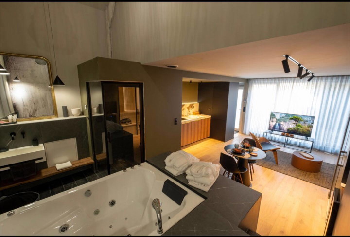 My Spa 3 Jacuzzi - Hammam - Sauna Privatif - Reims