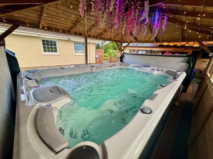 Finn Village Mountain View Cottage Xxl Hot Tub - Rowardennan